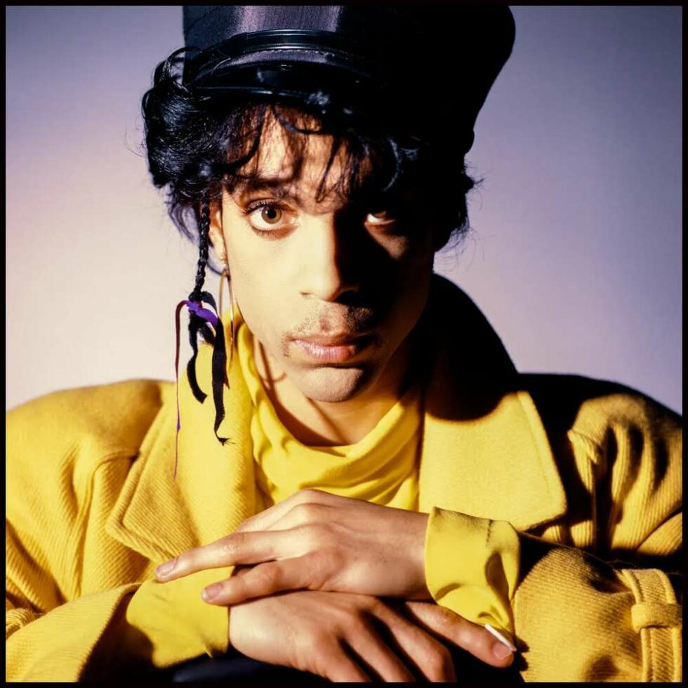 Prince : Légende Musicale, Icône Culturelle, Et Génie Créatif 78-2016